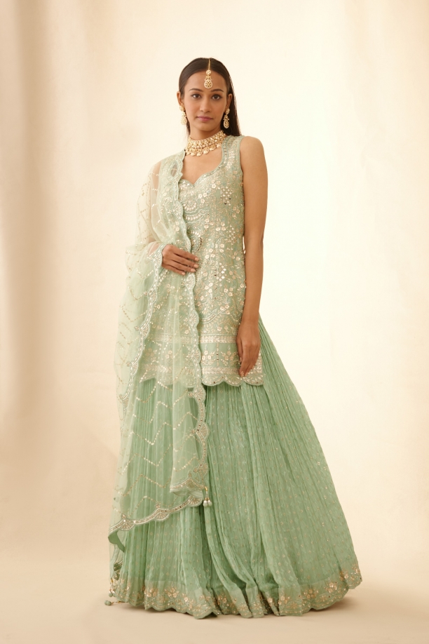 35 Lacha From Traditional To Contemporary The Lacha Legacy | atelier ...