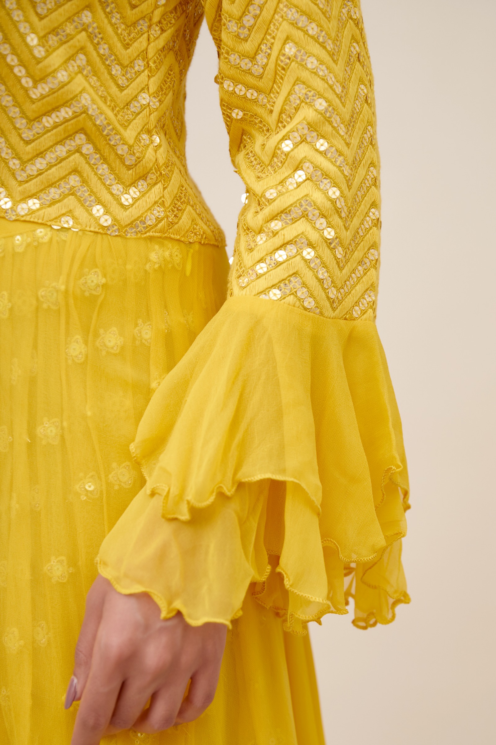 Buy Tuscan Sun Georegtte Cape Suit For Women Online - Frontierraas